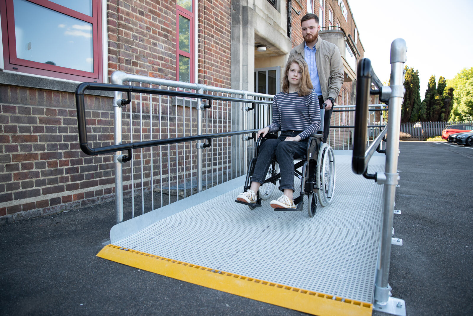 Kee Access® Ramps - DDA Compliant Ramp & Railing System - Kee Safety